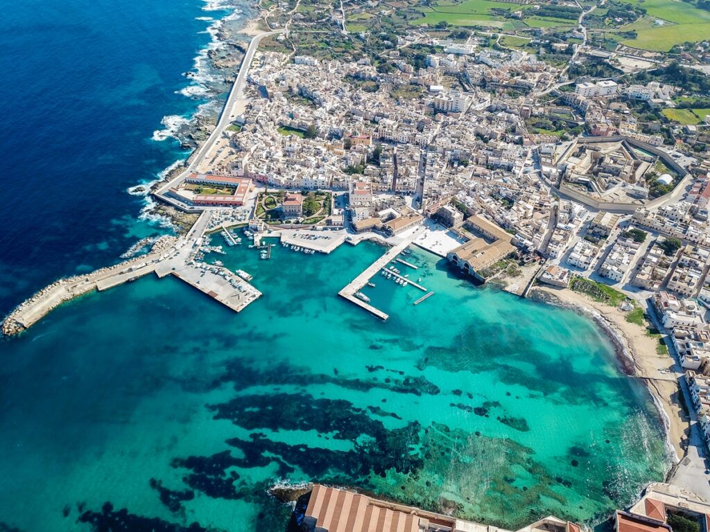 Favignana, itinerario per una vacanza indimenticabile - NETWORK IN PROGRESS